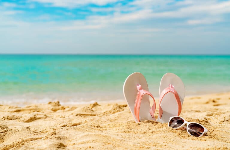5 Ways to Disconnect & Enjoy Your Beach Vacation | Tampa, FL